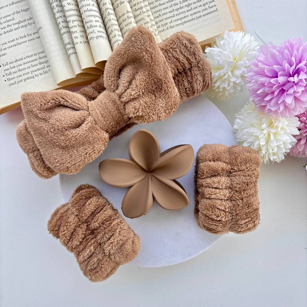 Buy Cozy Glow Self-Care Set – 4 pcs in Accessories | Best Jewellery on ...