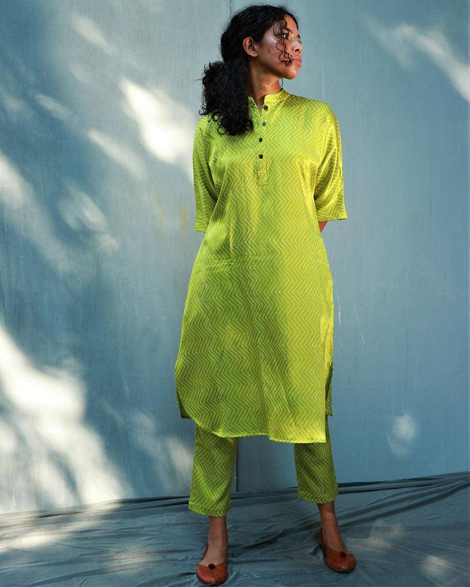Buy Parveen Mashru Silk Kurta (Set Of 2) -Saahiba in Women's Clothing ...