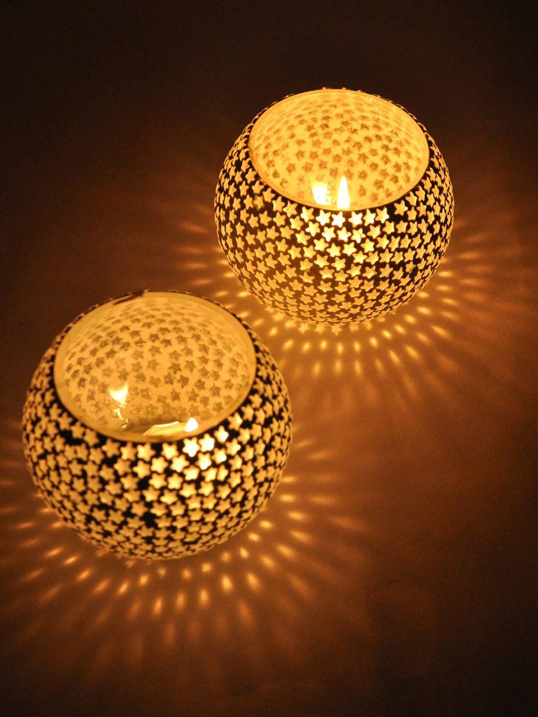 Buy Set of 2 White Star Mosaic Glass Tea Light in Showcase Piece | Best ...