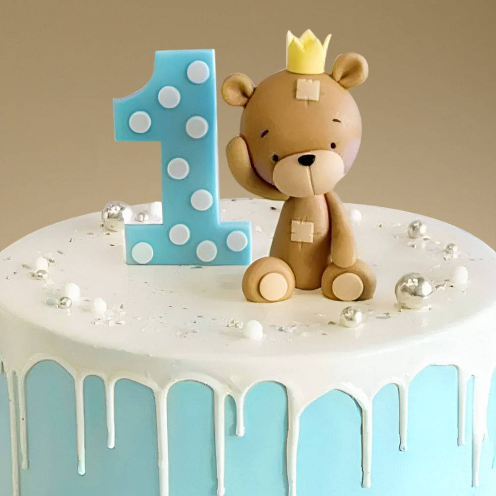 Buy Teddy Bear Drip Cake in Cake | Best Food Product on Plumint